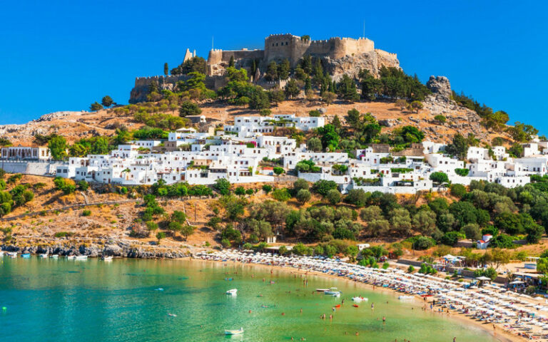 10 Must-Visit Places in Greece to Add to Your Bucket List - Welcome to ...