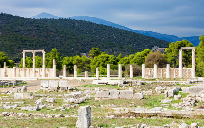 Top 10 Most Famous Ancient Greek Temples - Welcome to Greece