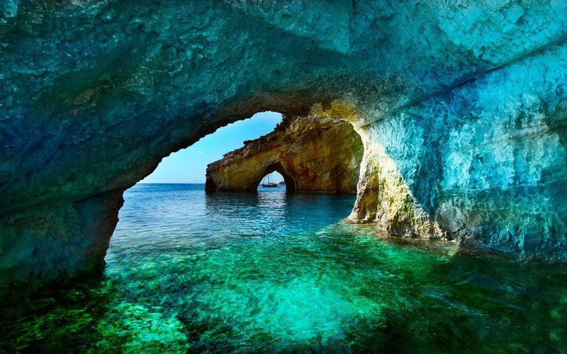 The 10 Best Sea Caves in Greece | Welcome to Greece | Page 3