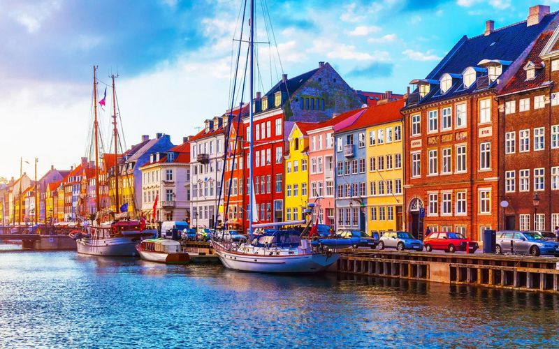 Top 10 Richest Countries in the World - Welcome to Greece - Page 10